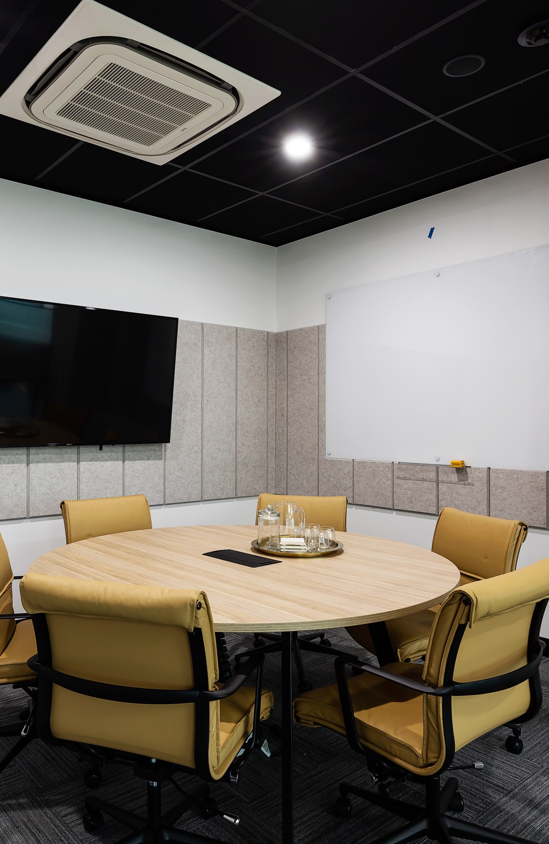 Meeting Rooms and Boardroom | Connect Offices BTP